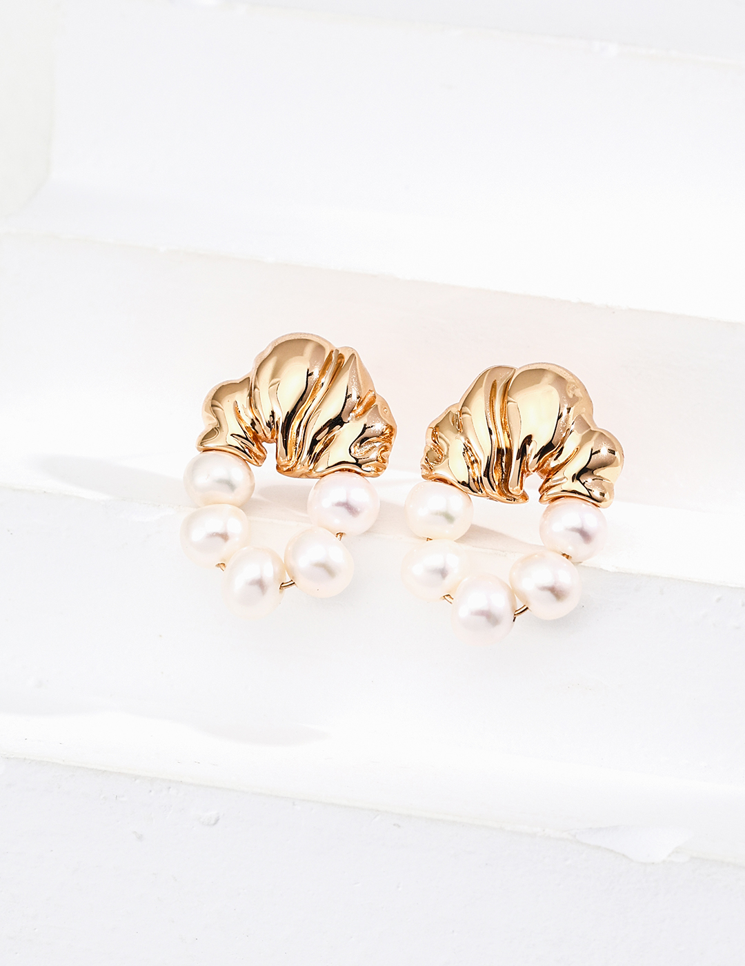 Sculpted Gold & Pearl Loop Earrings - Luster & Glow