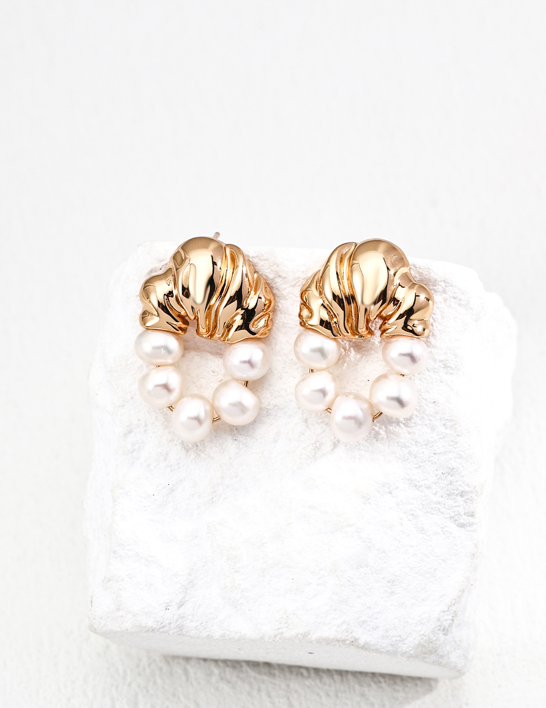 Sculpted Gold & Pearl Loop Earrings - Luster & Glow